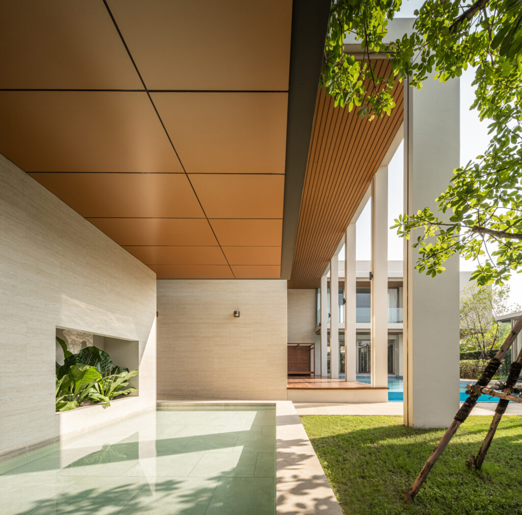 TT Residence - SkyGround SkyGround