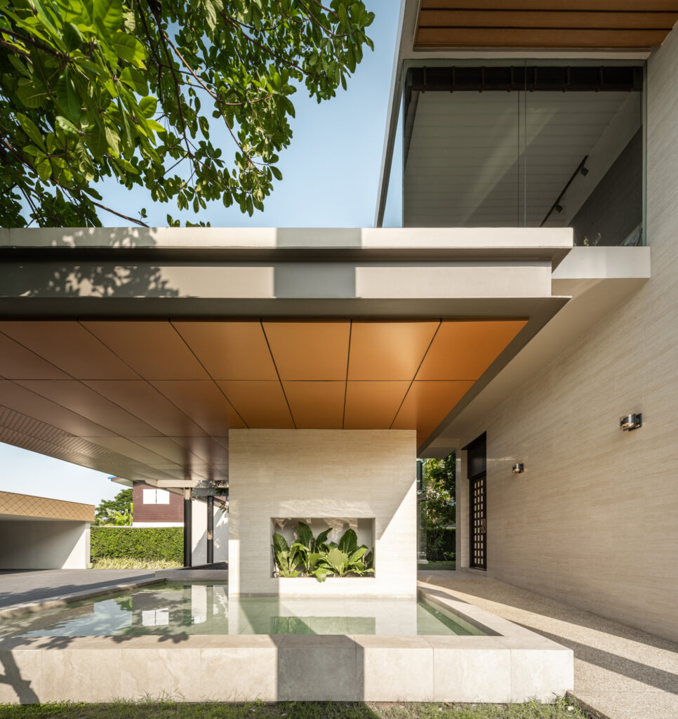 TT Residence - SkyGround SkyGround
