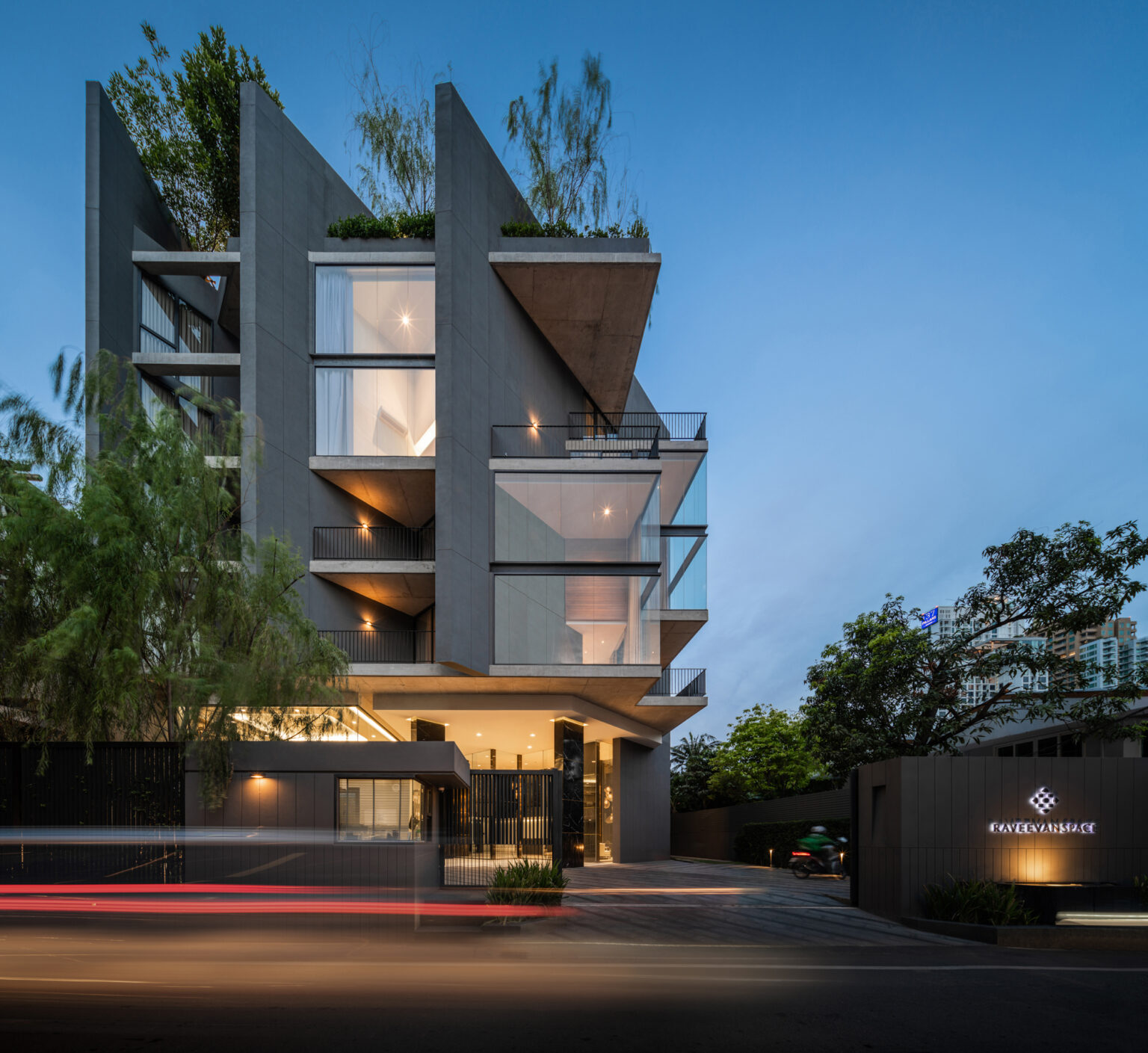 Low-Rise Residential - SkyGround SkyGround
